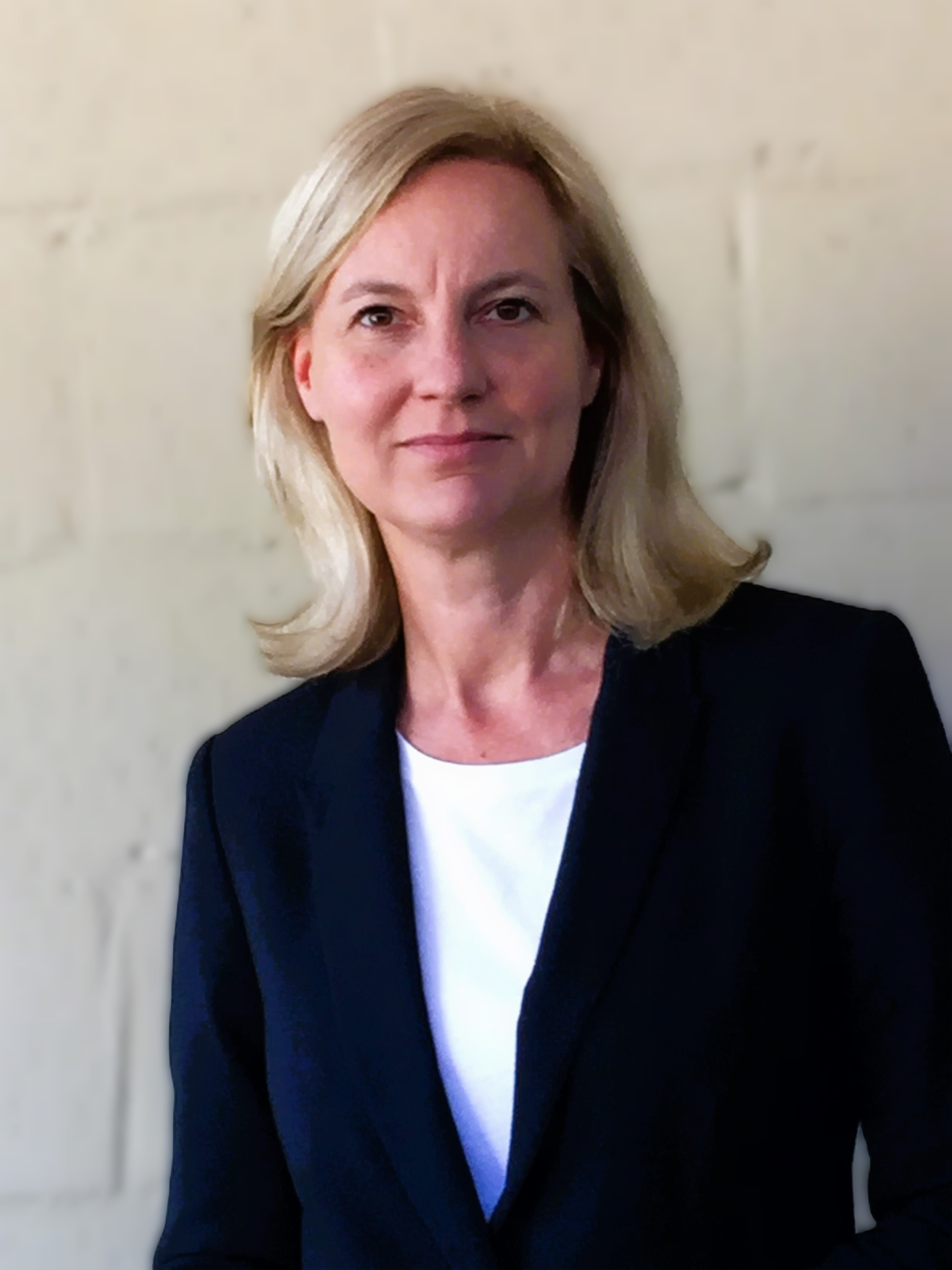 Dr Louise George | Clinical Psychologist